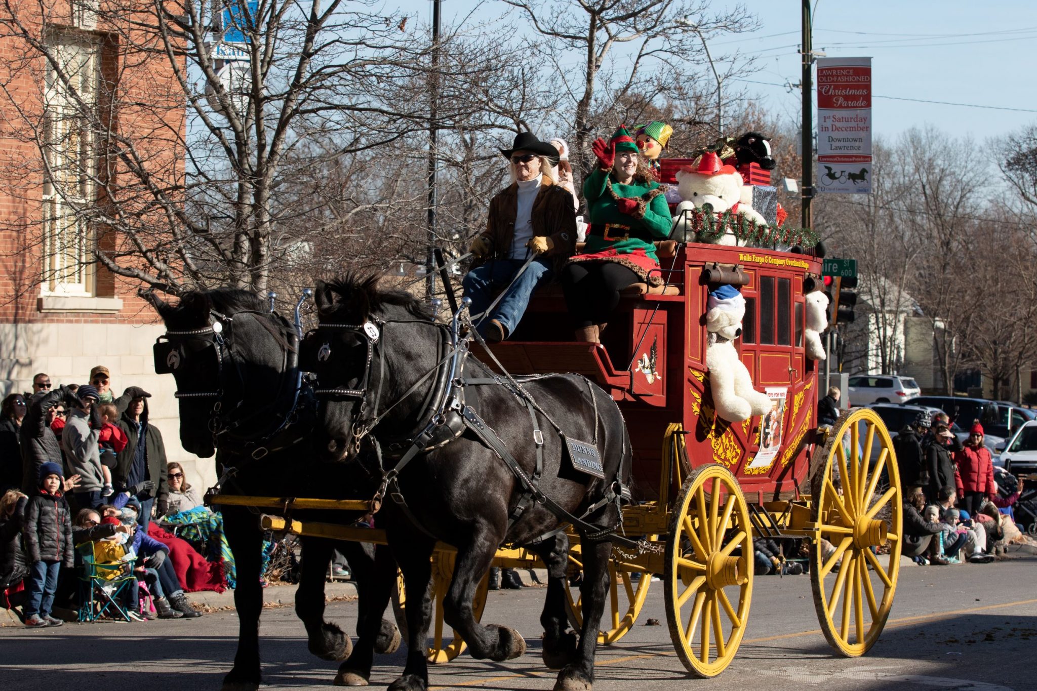 Photo Gallery - Lawrence Christmas Parade